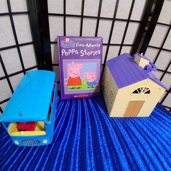 Peppa Pig | Toys | Peppa Pig Blue And Purple Dollhouse Playset | Poshmark